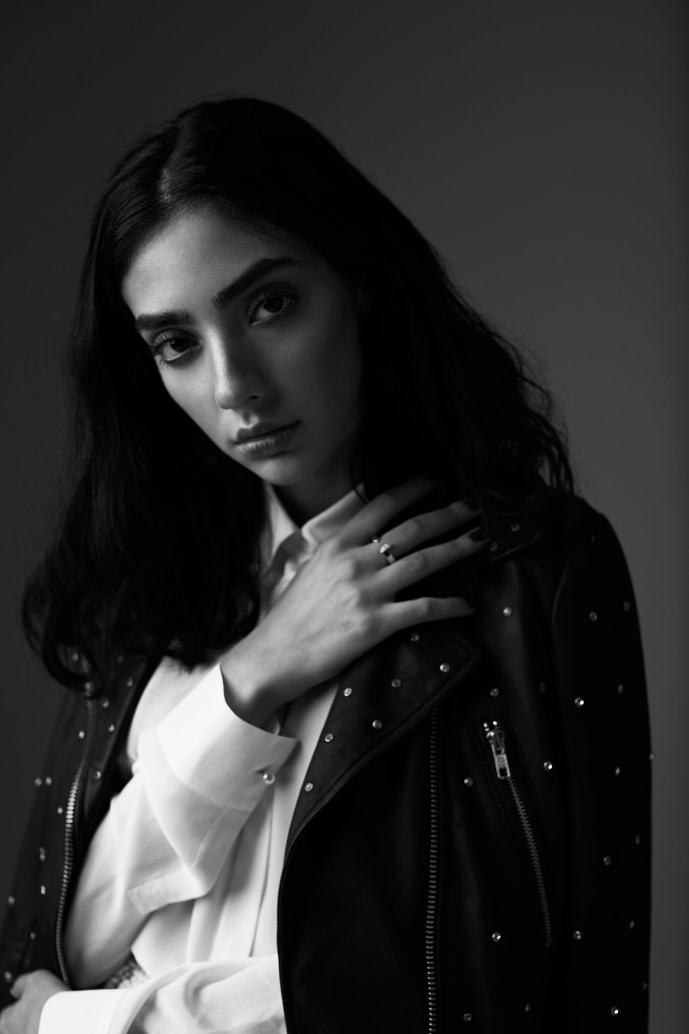 Yasemine Sima x Carol Isabel - Amanda Lim